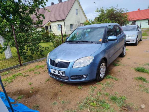 Zils Skoda Fabia 2007 Viļņa, ar dzinēja tilpumu 1.20 L un nobraukumu 287 tūkst. km par 850 €, foto 9 vietnē AUTOMOTO.COM.LV