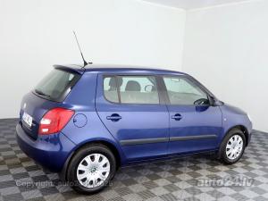 Zils Skoda Fabia 2008 Tallina, ar dzinēja tilpumu 1.40 L un nobraukumu 207 tūkst. km par 1099 €, foto 4 vietnē AUTOMOTO.COM.LV