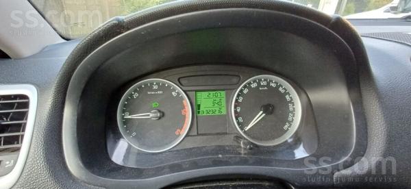Zils Skoda Fabia 2008 Rīga, ar dzinēja tilpumu 1.40 L un nobraukumu 323 tūkst. km par 800 €, foto 7 vietnē AUTOMOTO.COM.LV