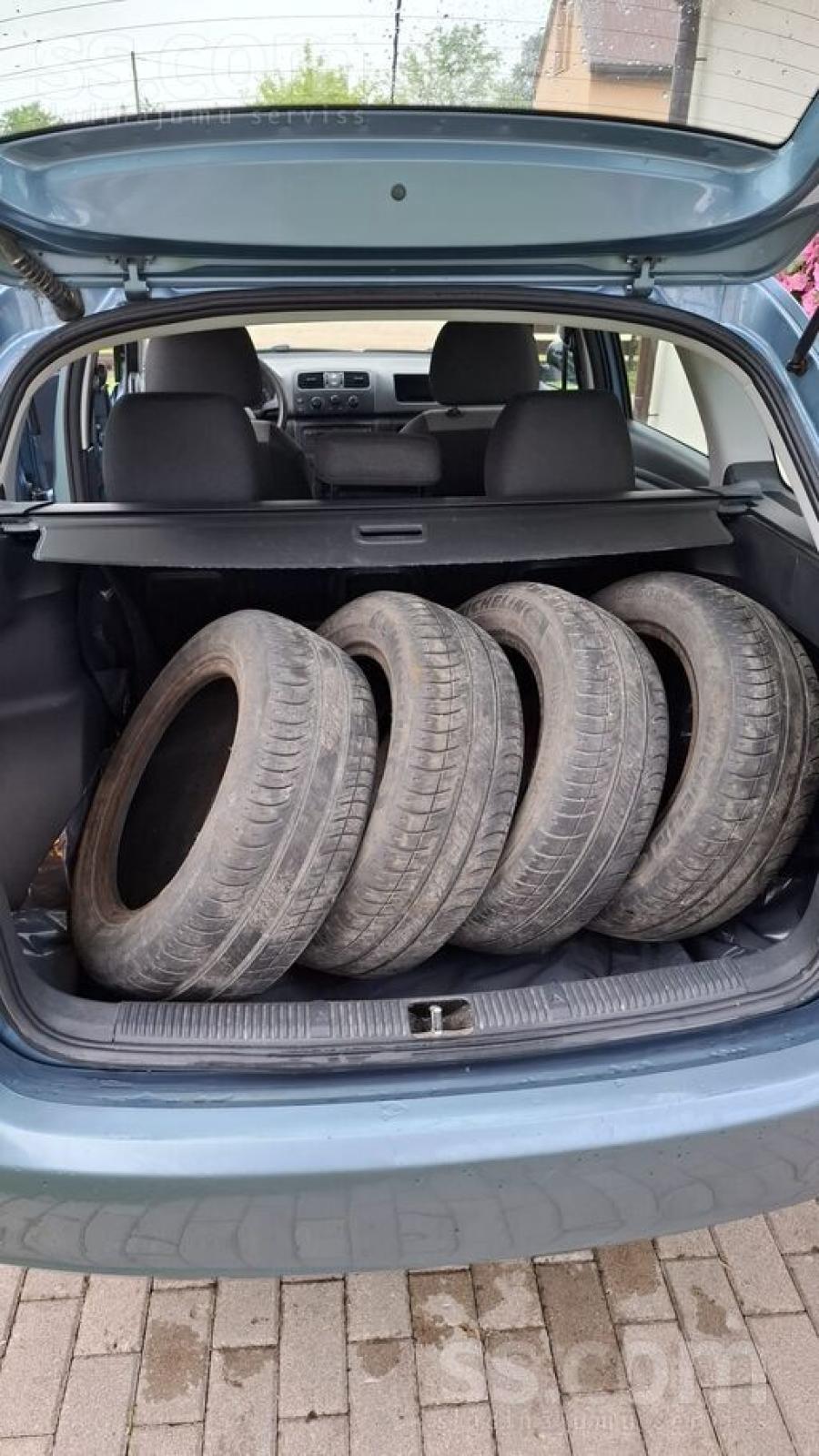 Zils Skoda Fabia 2008 Aizkraukle, ar dzinēja tilpumu 1.20 L un nobraukumu 237 tūkst. km par 950 €, foto 9 vietnē AUTOMOTO.COM.LV
