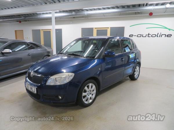 Blue Skoda Fabia 2008 in Tallinn, with an engine capacity of 1.60 L and mileage of 214 thousand km for 1900 €, photo 1 on AUTOMOTO.COM.LV