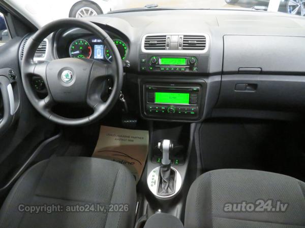 Blue Skoda Fabia 2008 in Tallinn, with an engine capacity of 1.60 L and mileage of 214 thousand km for 1900 €, photo 4 on AUTOMOTO.COM.LV