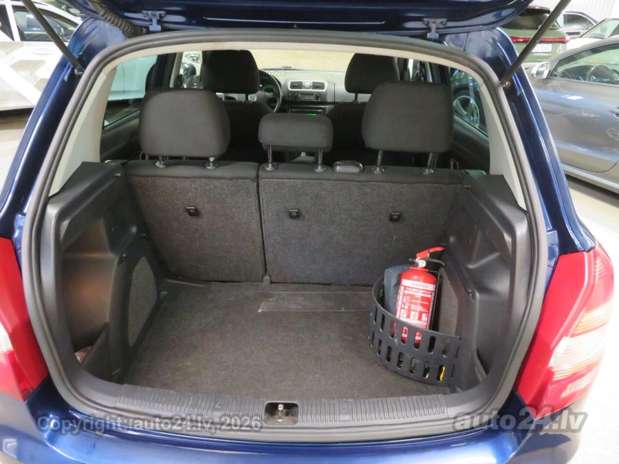 Zils Skoda Fabia 2008 Tallina, ar dzinēja tilpumu 1.60 L un nobraukumu 214 tūkst. km par 1900 €, foto 7 vietnē AUTOMOTO.COM.LV