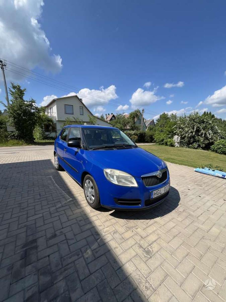 Blue Skoda Fabia 2009 in Vilnius, with an engine capacity of 1.20 L and mileage of 151 thousand km for 2700 €, photo 7 on AUTOMOTO.COM.LV