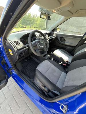 Blue Skoda Fabia 2009 in Vilnius, with an engine capacity of 1.20 L and mileage of 151 thousand km for 2700 €, photo 14 on AUTOMOTO.COM.LV