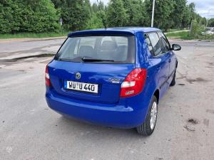 Zils Skoda Fabia 2009 Viļņa, ar dzinēja tilpumu 1.20 L un nobraukumu 118 tūkst. km par 2500 €, foto 5 vietnē AUTOMOTO.COM.LV