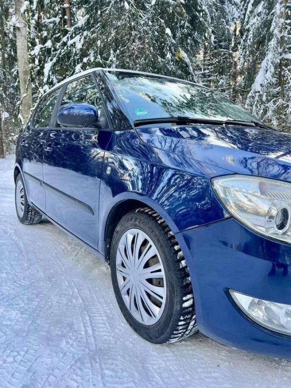 Zils Skoda Fabia 2010 Kauņa, ar dzinēja tilpumu 1.20 L un nobraukumu 375 tūkst. km par 3199 €, foto 9 vietnē AUTOMOTO.COM.LV