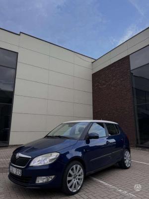 Zils Skoda Fabia 2010 Trakai, ar dzinēja tilpumu 1.20 L un nobraukumu 196 tūkst. km par 2600 €, foto  vietnē AUTOMOTO.COM.LV