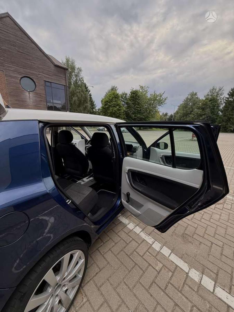 Zils Skoda Fabia 2010 Trakai, ar dzinēja tilpumu 1.20 L un nobraukumu 196 tūkst. km par 2600 €, foto 12 vietnē AUTOMOTO.COM.LV