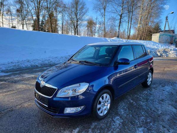 Zils Skoda Fabia 2011 Alīta, ar dzinēja tilpumu 1.20 L un nobraukumu 257 tūkst. km par 3299 €, foto 2 vietnē AUTOMOTO.COM.LV