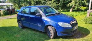 Zils Skoda Fabia 2011 Kauņa, ar dzinēja tilpumu 1.60 L un nobraukumu 160 tūkst. km par 800 €, foto 7 vietnē AUTOMOTO.COM.LV