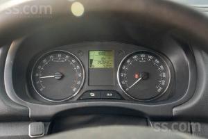 Zils Skoda Fabia 2012 Rīga, ar dzinēja tilpumu 1.60 L un nobraukumu 253 tūkst. km par 2990 €, foto 12 vietnē AUTOMOTO.COM.LV