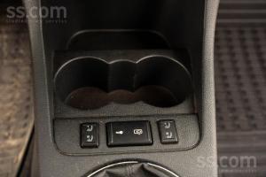 Zils Skoda Fabia 2012 Rīga, ar dzinēja tilpumu 1.60 L un nobraukumu 253 tūkst. km par 2990 €, foto 15 vietnē AUTOMOTO.COM.LV
