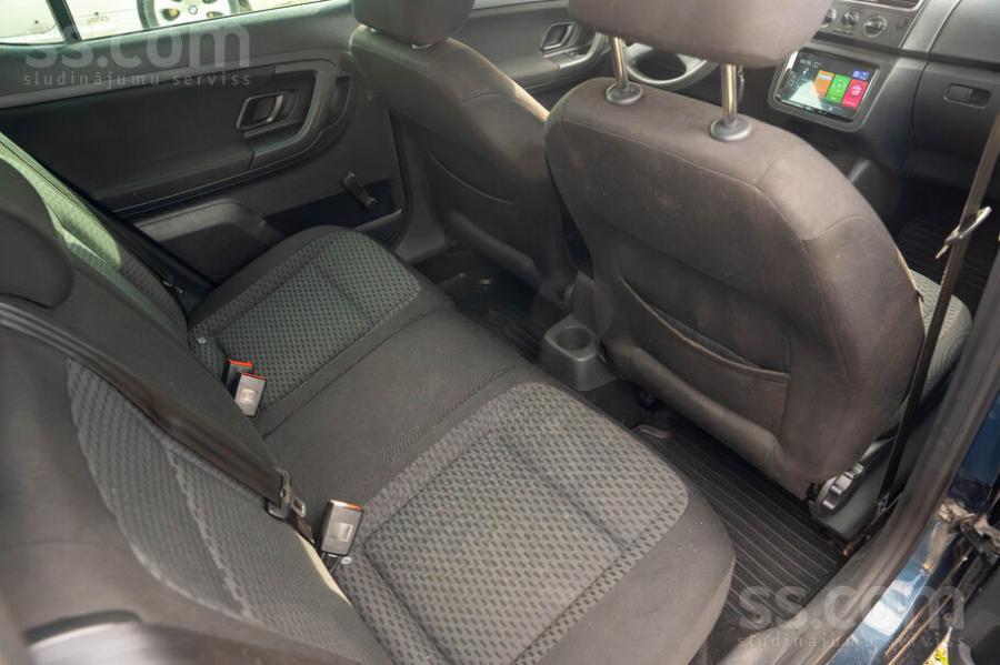 Zils Skoda Fabia 2012 Rīga, ar dzinēja tilpumu 1.60 L un nobraukumu 253 tūkst. km par 2990 €, foto 21 vietnē AUTOMOTO.COM.LV