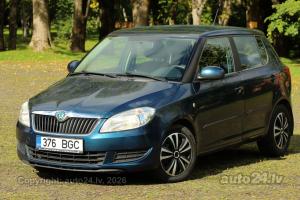 Blue Skoda Fabia 2012 in Tartu, with an engine capacity of 1.20 L and mileage of 178 thousand km for 2499 €, photo 1 on AUTOMOTO.COM.LV