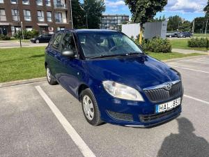 Blue Skoda Fabia 2013 in Vilnius, with an engine capacity of 1.20 L and mileage of 184 thousand km for 2057 €, photo  on AUTOMOTO.COM.LV