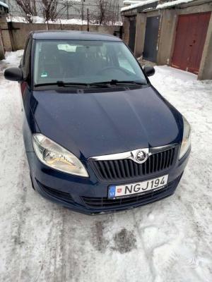 Zils Skoda Fabia 2014 Druskininkai, ar dzinēja tilpumu 1.20 L un nobraukumu 100 tūkst. km par 2200 €, foto  vietnē AUTOMOTO.COM.LV