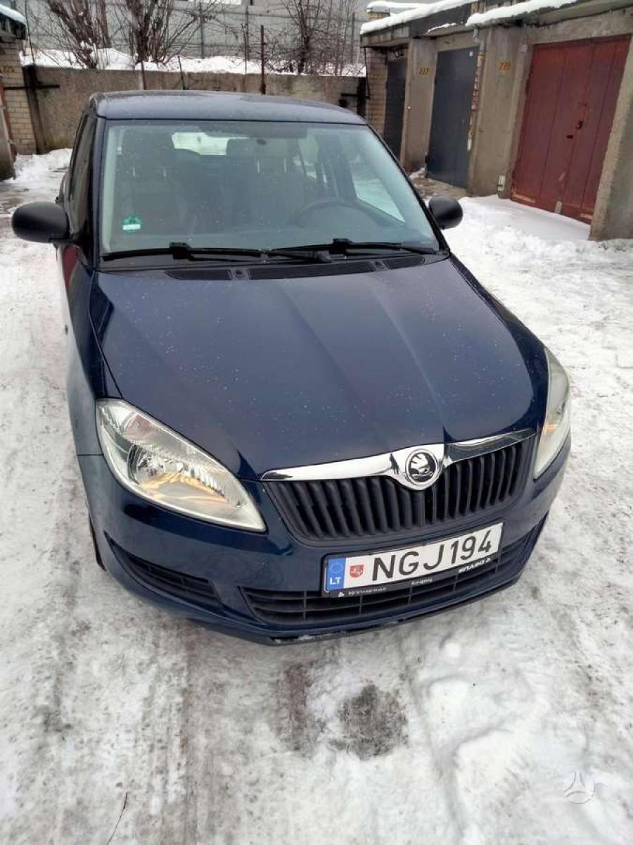 Blue Skoda Fabia 2014 in Druskininkai, with an engine capacity of 1.20 L and mileage of 100 thousand km for 2200 €, photo 1 on AUTOMOTO.COM.LV
