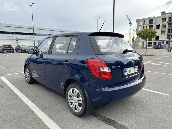 Zils Skoda Fabia 2014 Viļņa, ar dzinēja tilpumu 1.20 L un nobraukumu 55 tūkst. km par 2850 €, foto 4 vietnē AUTOMOTO.COM.LV