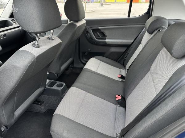 Zils Skoda Fabia 2014 Viļņa, ar dzinēja tilpumu 1.20 L un nobraukumu 55 tūkst. km par 2850 €, foto 9 vietnē AUTOMOTO.COM.LV