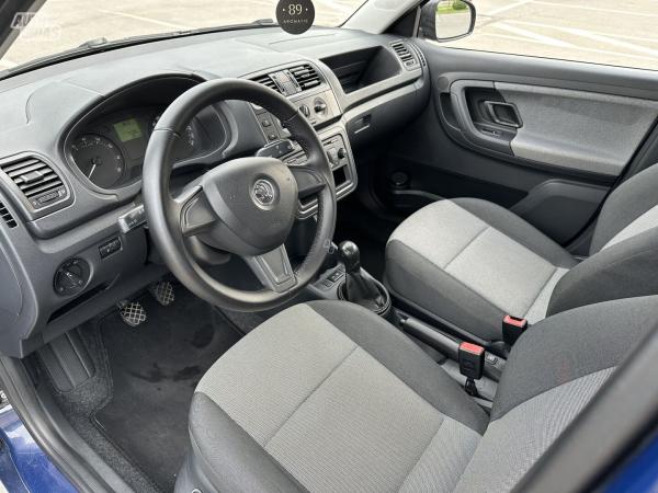 Zils Skoda Fabia 2014 Viļņa, ar dzinēja tilpumu 1.20 L un nobraukumu 55 tūkst. km par 2850 €, foto 10 vietnē AUTOMOTO.COM.LV