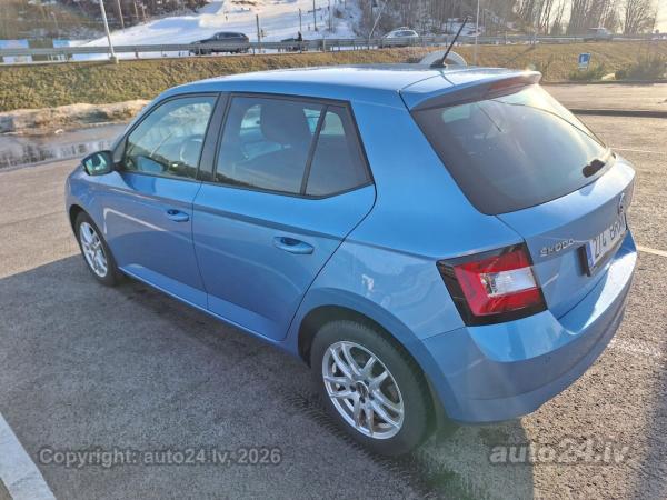 Zils Skoda Fabia 2016 Tallina, ar dzinēja tilpumu 1.20 L un nobraukumu 89 tūkst. km par 7600 €, foto 6 vietnē AUTOMOTO.COM.LV