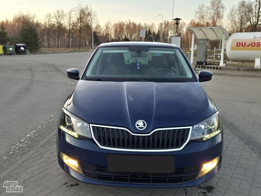 Blue Skoda Fabia 2016 in Siauliai, with an engine capacity of 1.40 L and mileage of 233 thousand km for 4450 €, photo 5 on AUTOMOTO.COM.LV