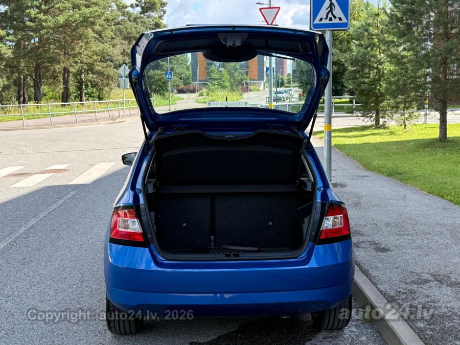 Blue Skoda Fabia 2016 in Tallinn, with an engine capacity of 1.20 L and mileage of 118 thousand km for 9990 €, photo 6 on AUTOMOTO.COM.LV