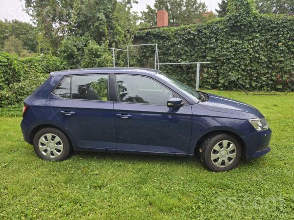 Zils Skoda Fabia 2016 Rīga, ar dzinēja tilpumu 1.00 L un nobraukumu 53 tūkst. km par 6800 €, foto 1 vietnē AUTOMOTO.COM.LV
