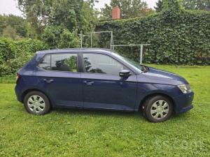 Zils Skoda Fabia 2016 Rīga, ar dzinēja tilpumu 1.00 L un nobraukumu 53 tūkst. km par 6800 €, foto  vietnē AUTOMOTO.COM.LV