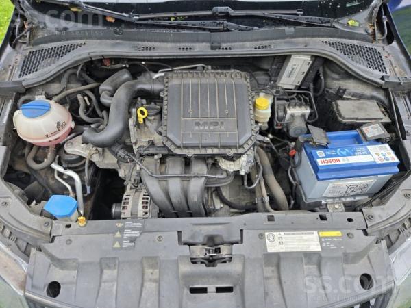 Zils Skoda Fabia 2016 Rīga, ar dzinēja tilpumu 1.00 L un nobraukumu 53 tūkst. km par 6800 €, foto 5 vietnē AUTOMOTO.COM.LV