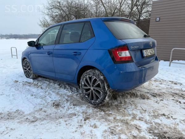 Zils Skoda Fabia 2017 Rīga, ar dzinēja tilpumu 1.20 L un nobraukumu 196 tūkst. km par 6100 €, foto 3 vietnē AUTOMOTO.COM.LV