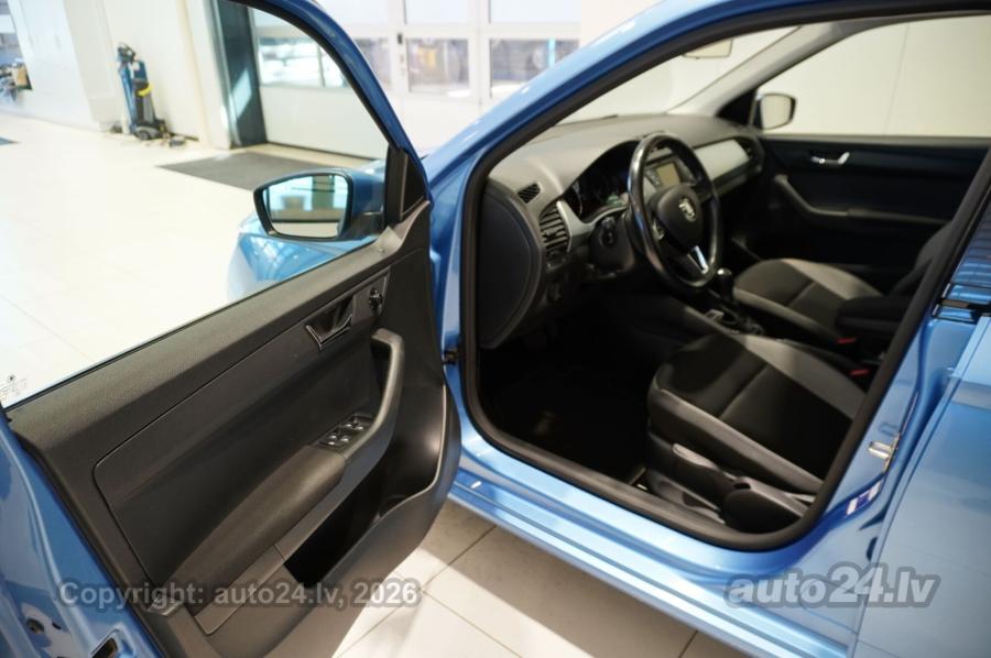 Blue Skoda Fabia 2017 in Tallinn, with an engine capacity of 1.00 L and mileage of 105 thousand km for 7900 €, photo 12 on AUTOMOTO.COM.LV