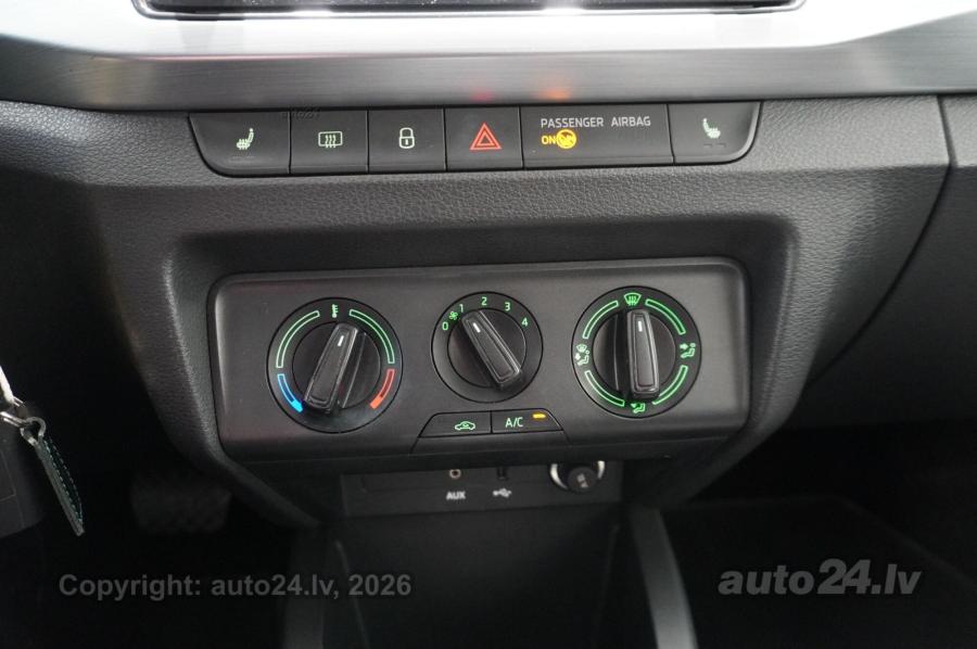 Blue Skoda Fabia 2017 in Tallinn, with an engine capacity of 1.00 L and mileage of 105 thousand km for 7900 €, photo 16 on AUTOMOTO.COM.LV