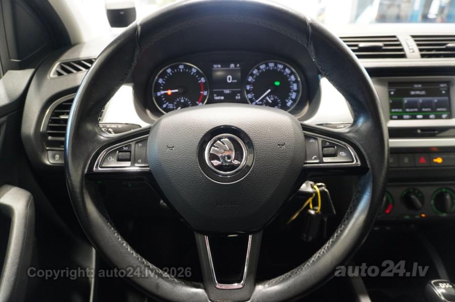 Blue Skoda Fabia 2017 in Tallinn, with an engine capacity of 1.00 L and mileage of 105 thousand km for 7900 €, photo 17 on AUTOMOTO.COM.LV
