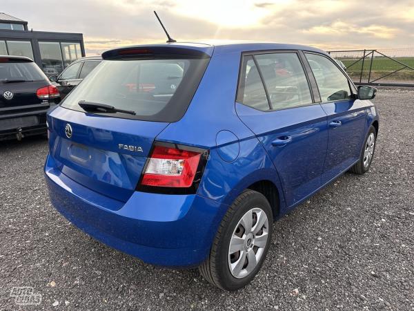 Blue Skoda Fabia 2017 in Giraite, with an engine capacity of 1.00 L and mileage of 230 thousand km for 5400 €, photo 5 on AUTOMOTO.COM.LV