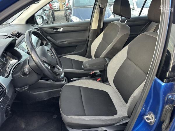 Blue Skoda Fabia 2017 in Giraite, with an engine capacity of 1.00 L and mileage of 230 thousand km for 5400 €, photo 10 on AUTOMOTO.COM.LV