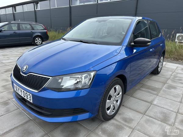 Zils Skoda Fabia 2017 Giraitė, ar dzinēja tilpumu 1.00 L un nobraukumu 230 tūkst. km par 5400 €, foto 1 vietnē AUTOMOTO.COM.LV