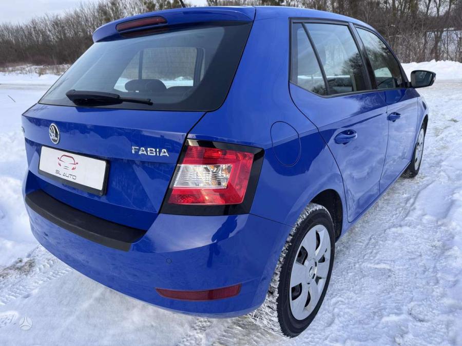 Zils Skoda Fabia 2018 Kauņa, ar dzinēja tilpumu 1.00 L un nobraukumu 185 tūkst. km par 6650 €, foto 7 vietnē AUTOMOTO.COM.LV