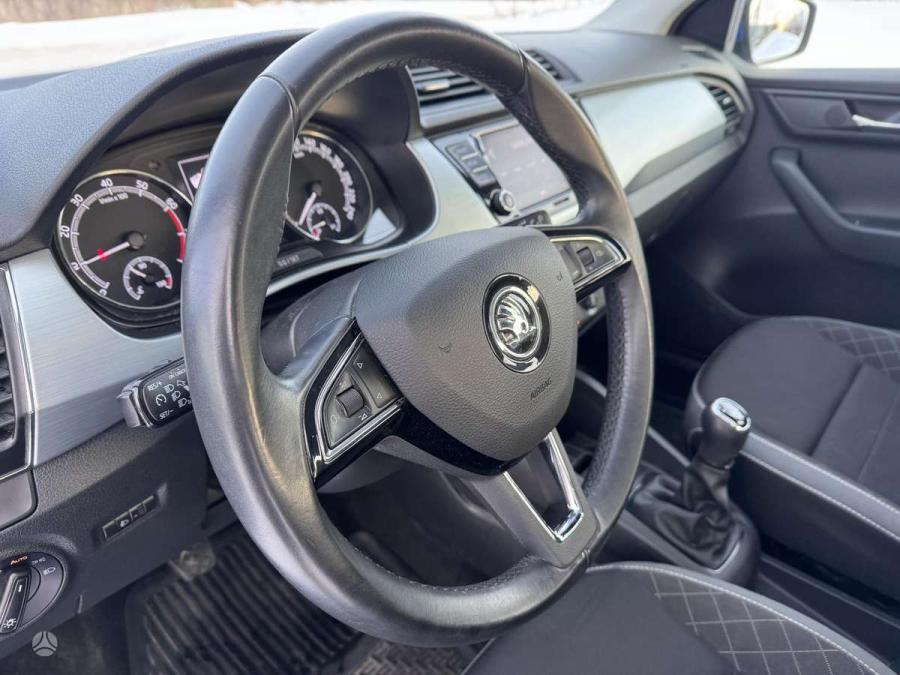 Zils Skoda Fabia 2018 Kauņa, ar dzinēja tilpumu 1.00 L un nobraukumu 185 tūkst. km par 6650 €, foto 13 vietnē AUTOMOTO.COM.LV