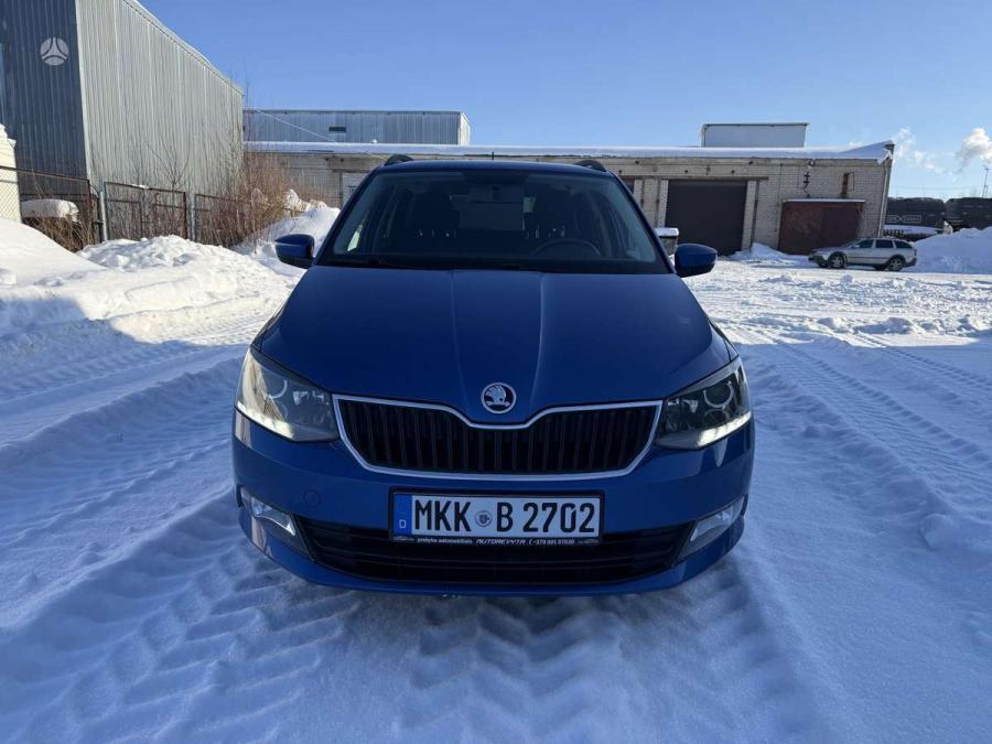 Zils Skoda Fabia 2018 Panevēža, ar dzinēja tilpumu 1.00 L un nobraukumu 212 tūkst. km par 7900 €, foto 2 vietnē AUTOMOTO.COM.LV