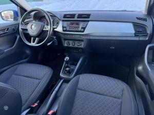 Zils Skoda Fabia 2018 Panevēža, ar dzinēja tilpumu 1.00 L un nobraukumu 212 tūkst. km par 7900 €, foto 18 vietnē AUTOMOTO.COM.LV
