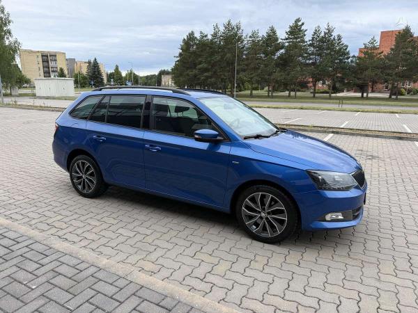 Zils Skoda Fabia 2018 Panevēža, ar dzinēja tilpumu 1.00 L un nobraukumu 212 tūkst. km par 7900 €, foto 7 vietnē AUTOMOTO.COM.LV