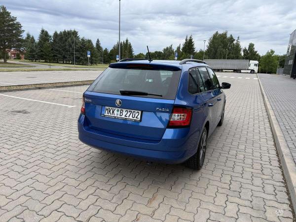 Zils Skoda Fabia 2018 Panevēža, ar dzinēja tilpumu 1.00 L un nobraukumu 212 tūkst. km par 7900 €, foto 9 vietnē AUTOMOTO.COM.LV
