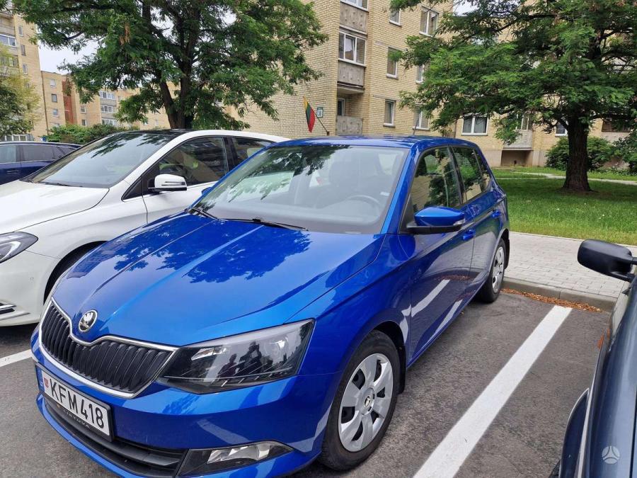 Синий Шкода Фабия 2018 в Друскининкай, объемом двигателя 1.00 л и пробегом 46 тыс. км за 8000 €, фото 6 на AUTOMOTO.COM.LV