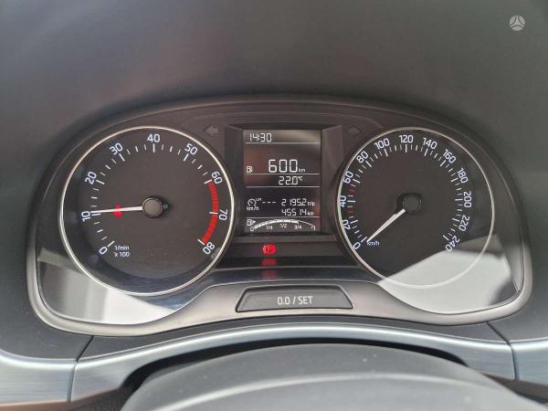 Blue Skoda Fabia 2018 in Druskininkai, with an engine capacity of 1.00 L and mileage of 46 thousand km for 8000 €, photo 7 on AUTOMOTO.COM.LV