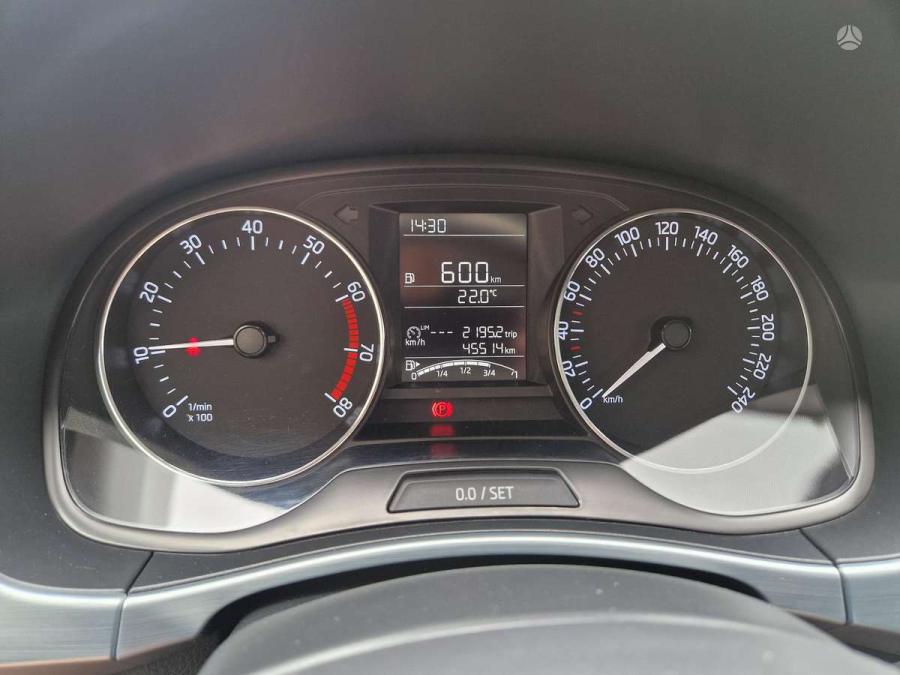 Синий Шкода Фабия 2018 в Друскининкай, объемом двигателя 1.00 л и пробегом 46 тыс. км за 8000 €, фото 8 на AUTOMOTO.COM.LV
