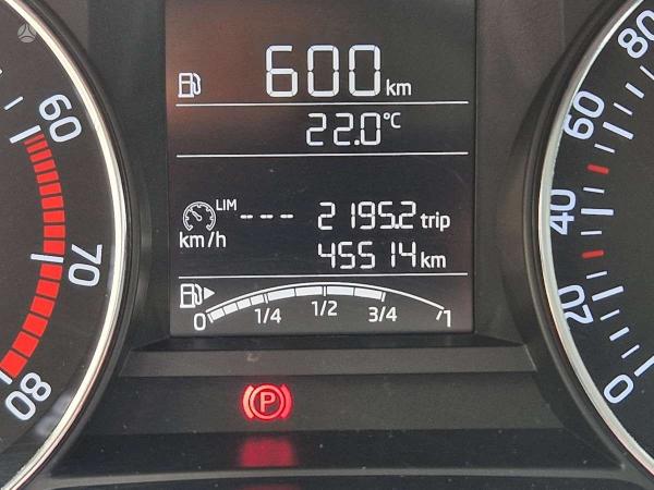 Blue Skoda Fabia 2018 in Druskininkai, with an engine capacity of 1.00 L and mileage of 46 thousand km for 8000 €, photo 8 on AUTOMOTO.COM.LV