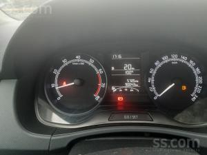 Синий Шкода Фабия 2019 в Рига, объемом двигателя 1.00 л и пробегом 90 тыс. км за 7900 €, фото 5 на AUTOMOTO.COM.LV