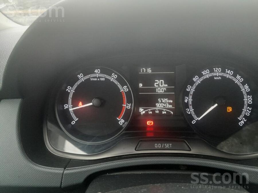 Синий Шкода Фабия 2019 в Рига, объемом двигателя 1.00 л и пробегом 90 тыс. км за 7900 €, фото 5 на AUTOMOTO.COM.LV